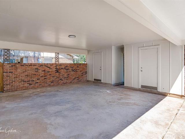 505 Meadowbrook Lane