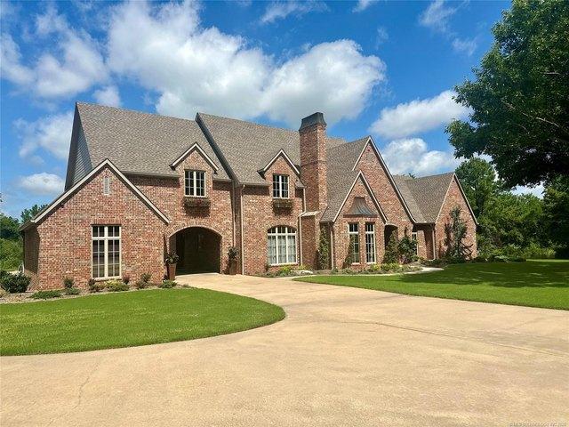 505 N 57th St W, Muskogee, OK 74401