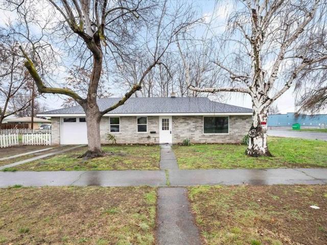 505 N 15th Ave, Pasco, WA 99301