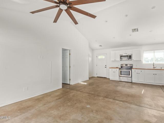 505 N 16th Avenue