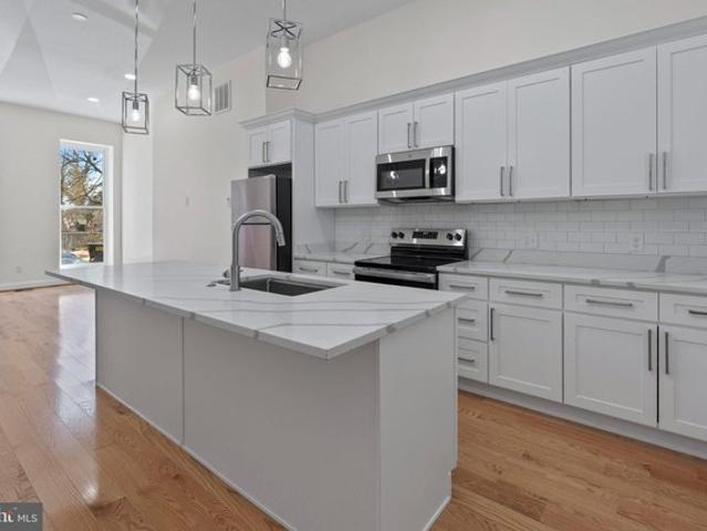 505 N Carrollton Ave, Baltimore, MD 21223