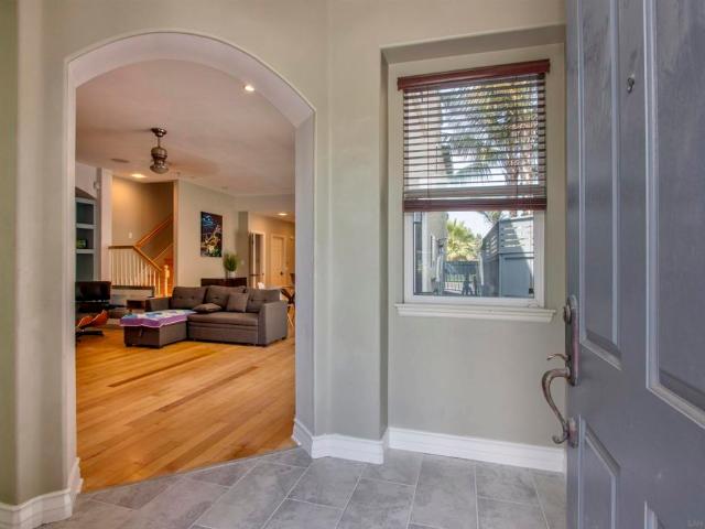 505 N Cedros