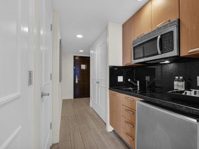 505 N Fort Lauderdale Beach Blvd, Unit 2214, Fort Lauderdale, FL 33304 | MLS #B26039