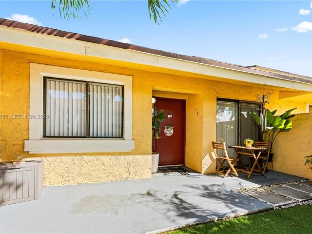 505 NW 214th St, Unit 101, Miami Gardens, FL 33169 | Compass