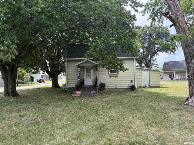 505 S Washington St, Manito, IL 61546