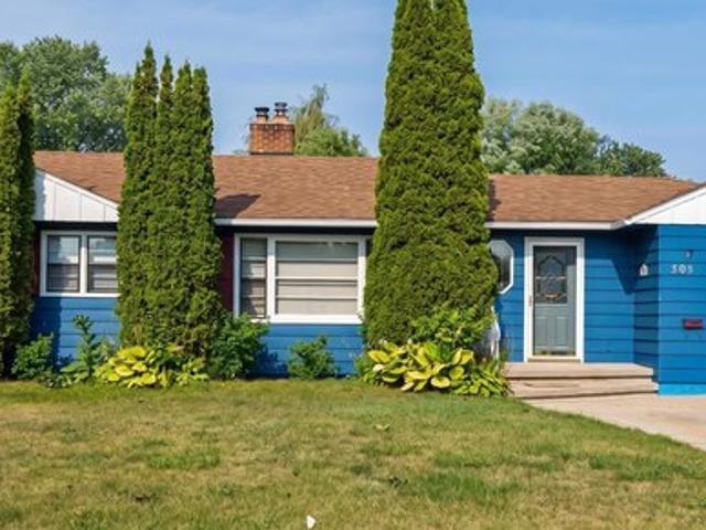 505 S Western Ave, Neenah, WI 54956