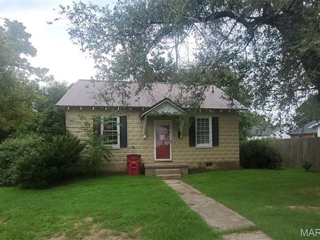 505 S Prairie St, Sikeston, MO 63801