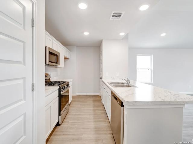 505 Sendera Way, Kenedy, TX 78119 | MLS #1928
