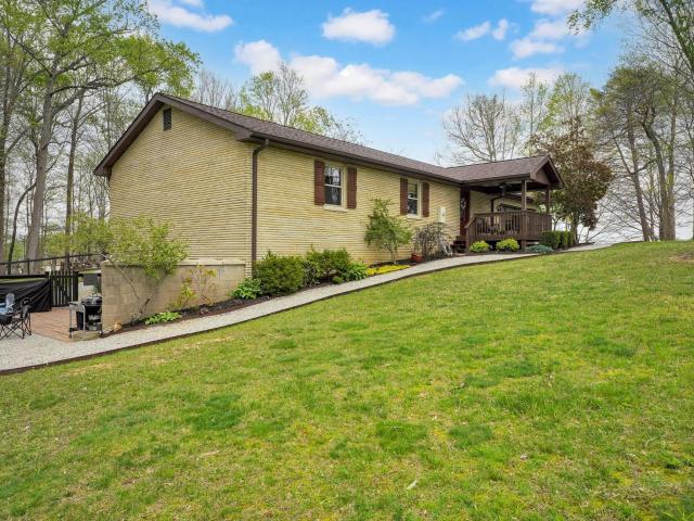 505 Shandell Dr
