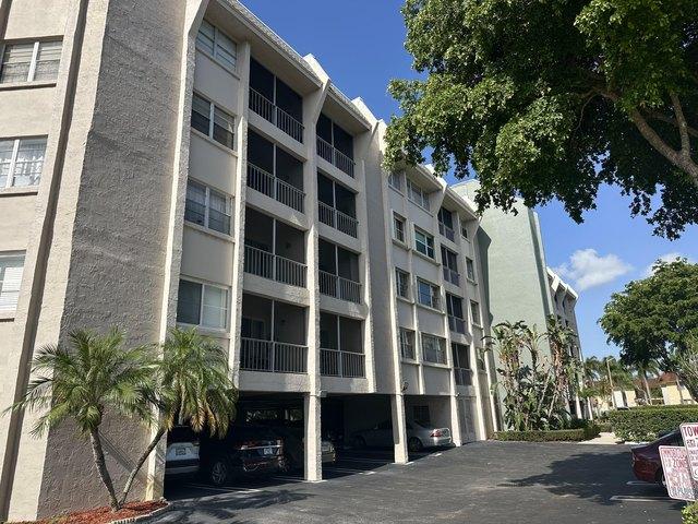 505 Spencer Dr Apt 407, West Palm Beach, FL 33409