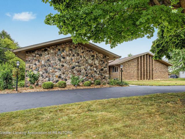505 Raeburn Road