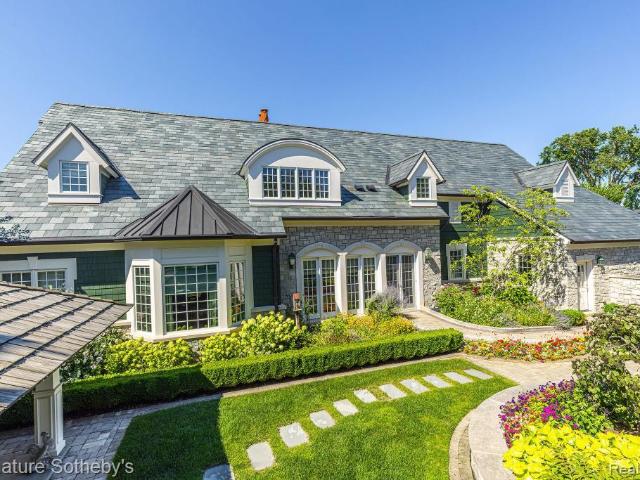 505 W Brown Street