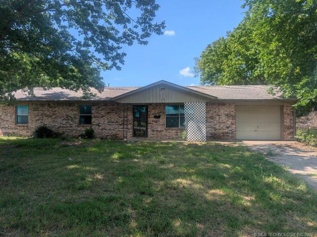 505 W Creek Dr, Okmulgee, OK 74447