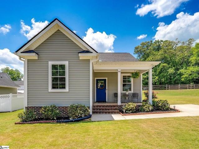 505 W D Ave, Easley, SC 29640