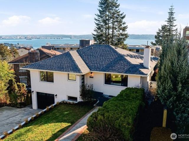 505 W Kinnear Pl, Seattle, WA 98119