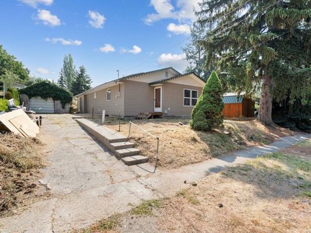 505 W McCoy St, Oakesdale, WA 99158