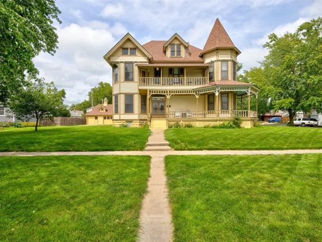 505 W Main St, Knoxville, IA 50138