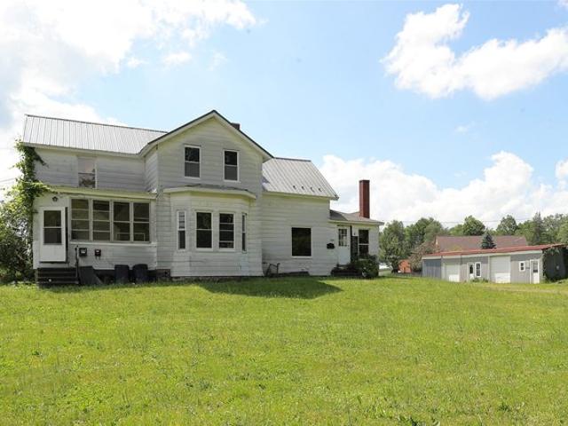 505 W Smith St, Corry, PA 16407