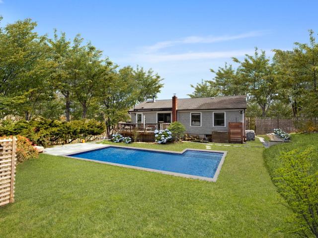 505 Wainscott NW Rd, Wainscott, NY 11937 | MLS #836598 | Compass