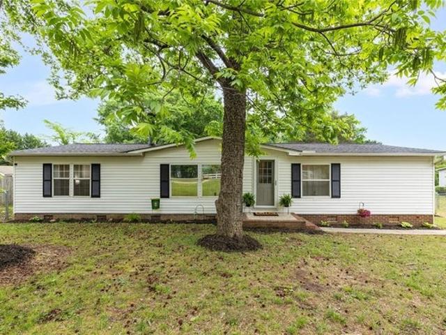 505 Wil O Pat Rd, Reidsville, NC 27320