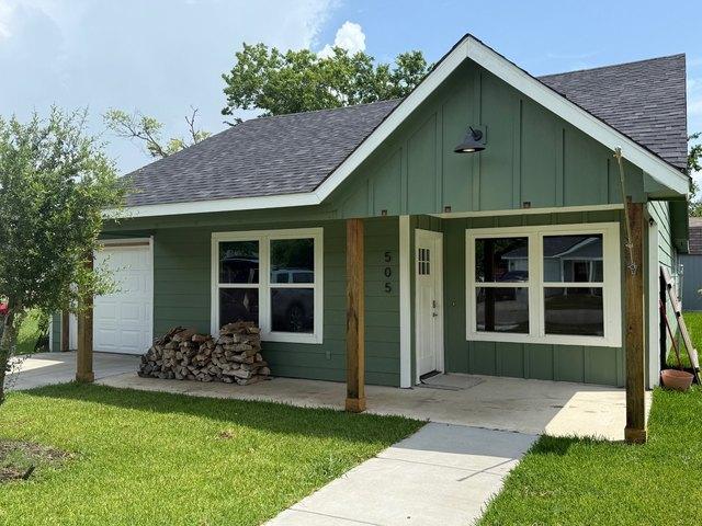 505 Thomas St, Terrell, TX 75160