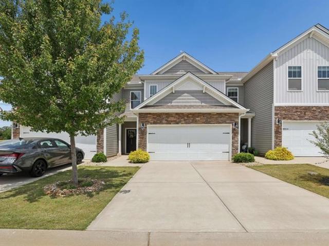 505 Yellow Fox Rd, Greer, SC 29650