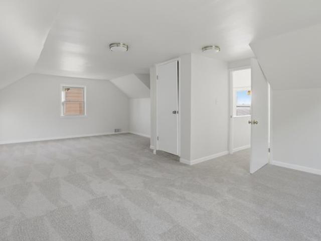 5064 N 26th St, Milwaukee, WI 53209