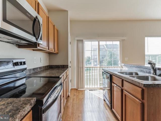 5065 Ottawa Park