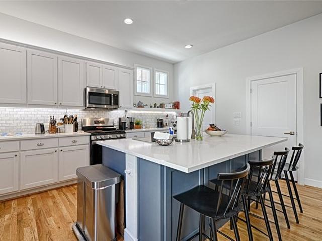 5065 Gaston Ave Apt 102, Dallas, TX 75214