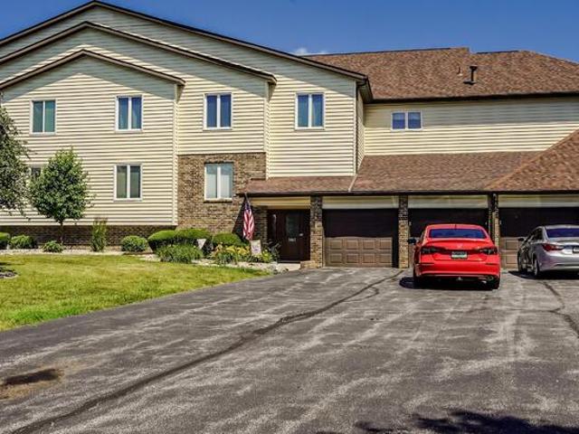 5065 Spinnaker Lane, D, Crown Point, IN 46307