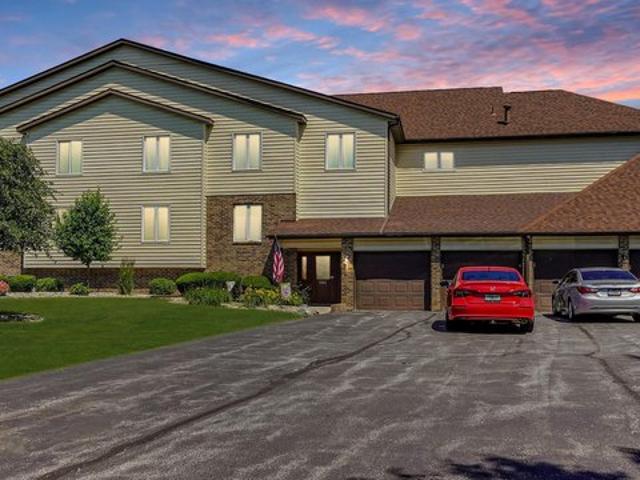 5065 Spinnaker Ln Unit D, Crown Point, IN 46307