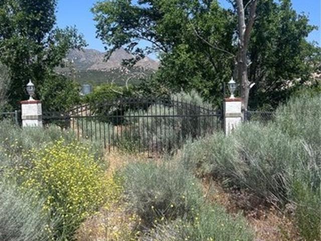 5065 US Highway 138, Phelan, CA 92371