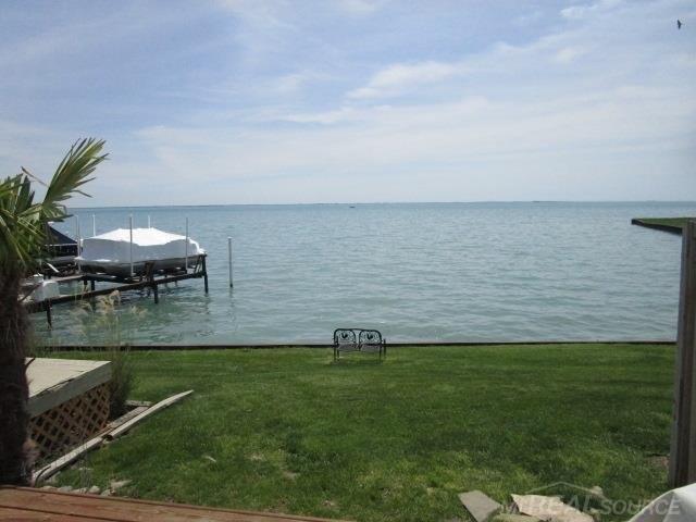 50666 Jefferson St Unit D6, New Baltimore, MI 48047
