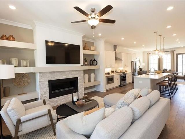 5067 Shirley Oaks Dr Unit 307, Peachtree Corners, GA 30092
