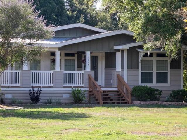 5068 Pecan Dr, Lakeland, FL 33810