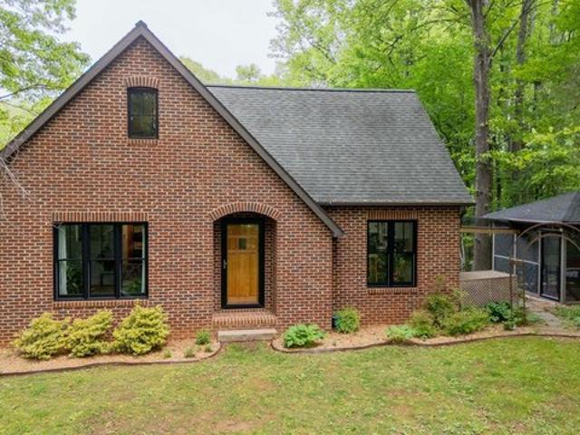 5060 Ridgeview Rd, Reva, VA 22735