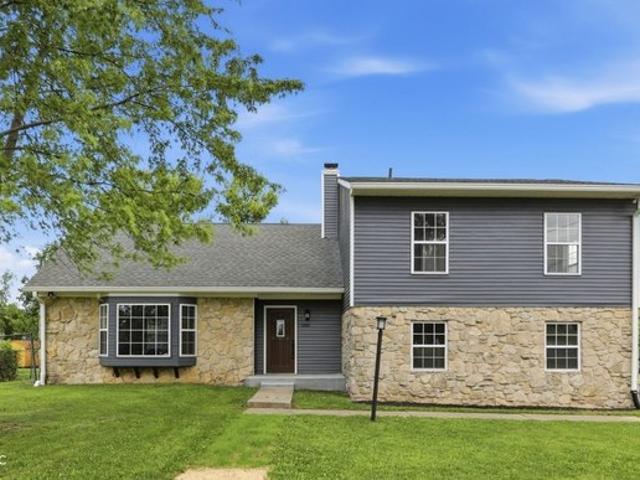 5060 Staughton Dr, Indianapolis, IN 46226