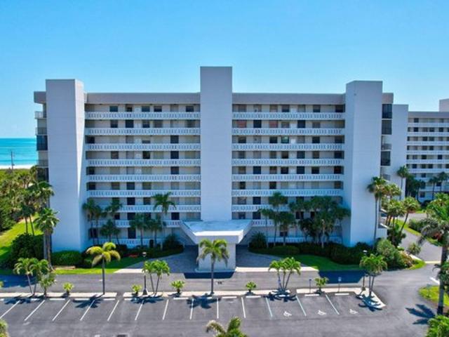 5061 N Highway A1a Apt 905, Hutchinson Island, FL 34949