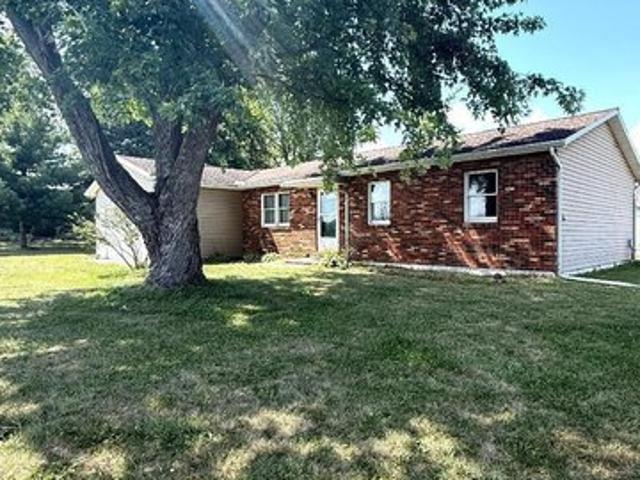 5062 Ashville Rd, Ashville, OH 43103