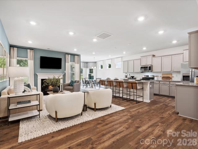 5062 Puddle Pond Road
