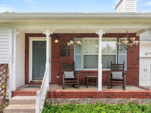 506 Connie Ct