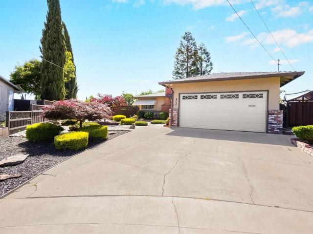 506 Caleb Pl