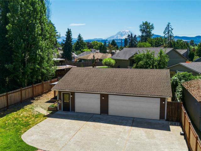 506 Calistoga Street W