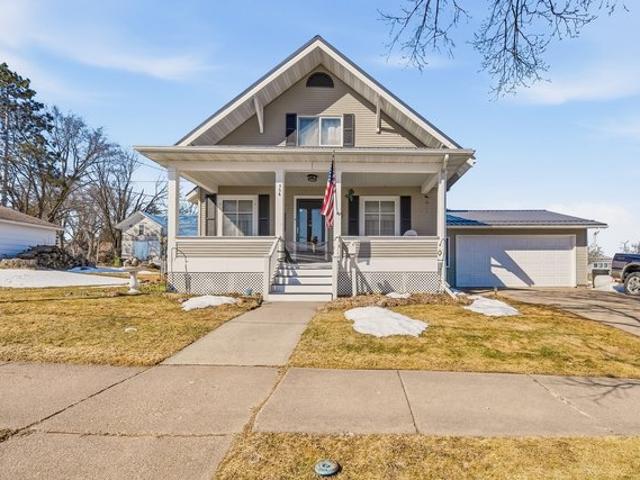 506 Clay St, Neillsville, WI 54456