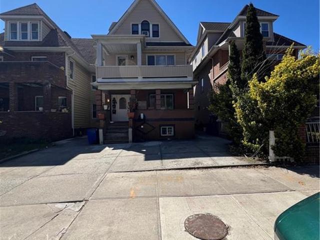 506 Avenue C