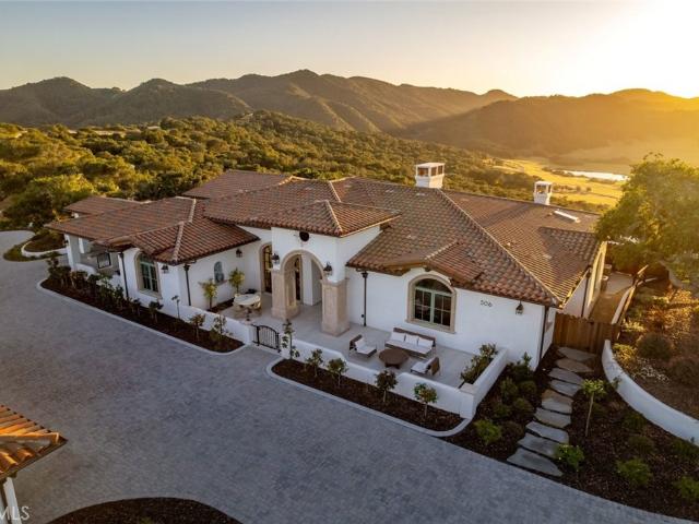 506 Bella Terra Ct, San Luis Obispo, CA 93401 | MLS #PI26074