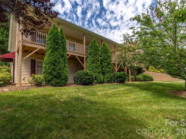 506 Brook Knoll Circle