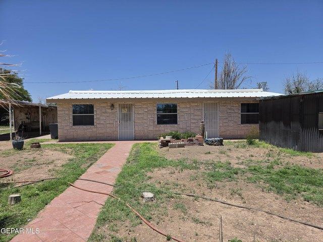 506 Dodson St, Dell City, TX 79837