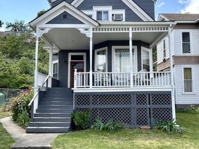 506 E 4th St, The Dalles, OR 97058