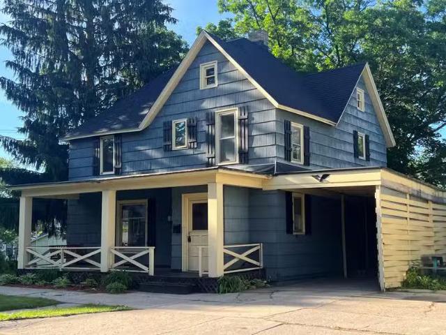 506 E Division St, Cadillac, MI 49601 MLS 24029470